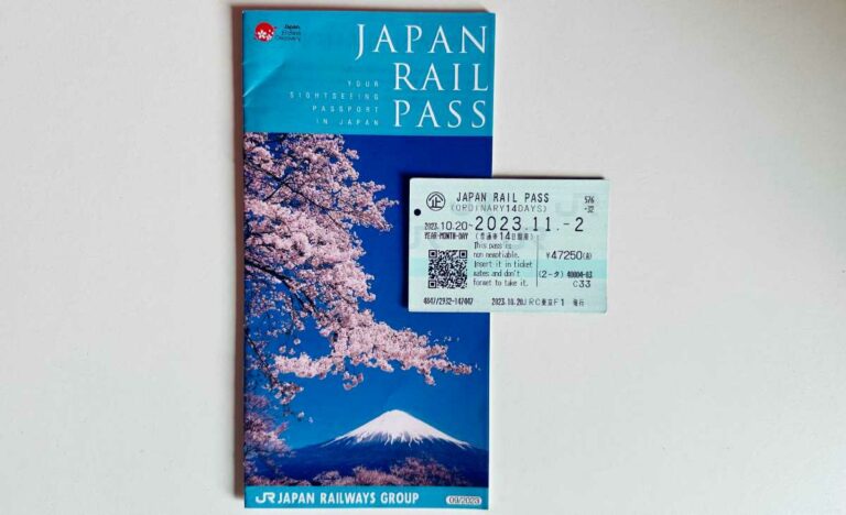 What's The Difference Between JR Pass and Suica Card?